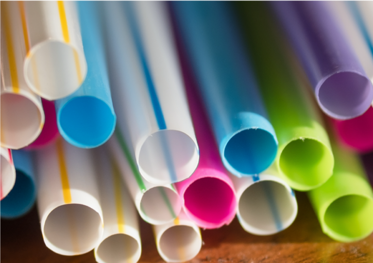 Ban on single-use plastic straws comes into force - Foodservice Footprint